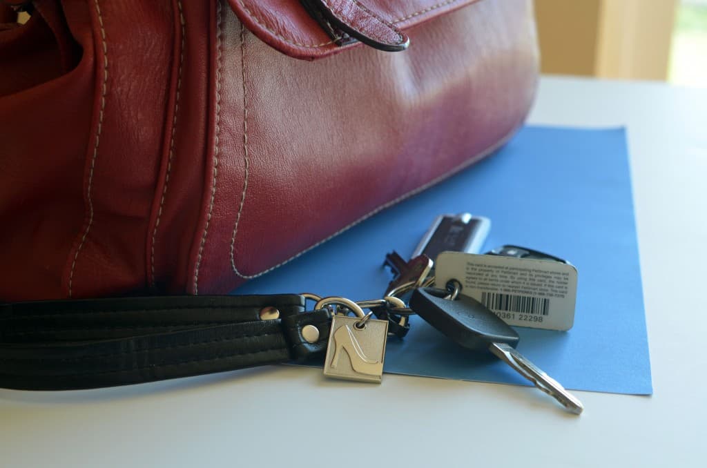 Easy Access to Keys in Your Purse – The Organized Mom