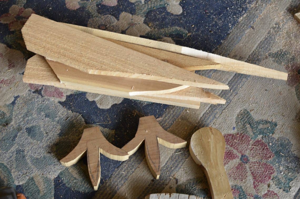 Upcycle Decor: Thanksgiving Pallet Turkey – The Organized Mom