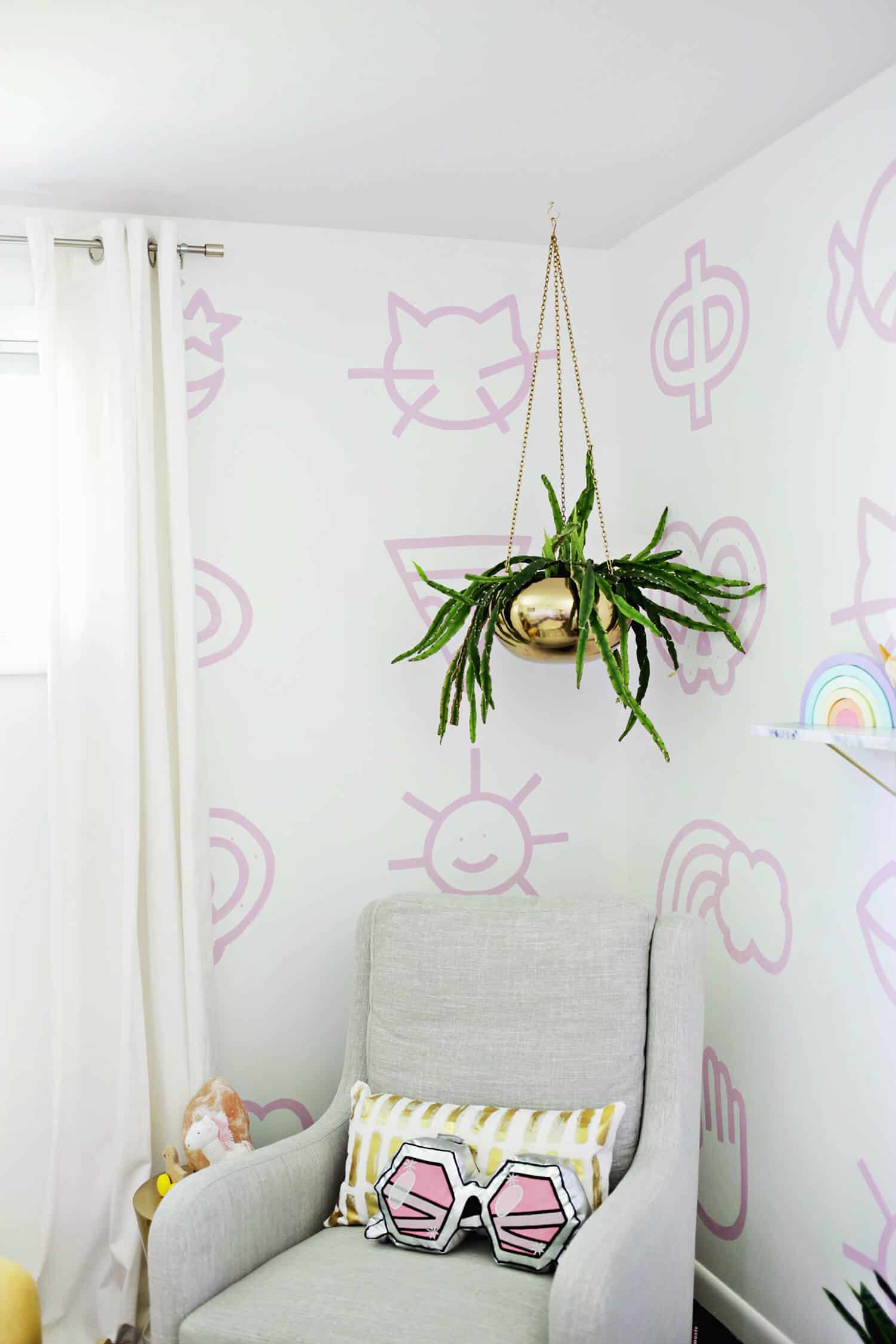 5 Beautiful DIY Painted Wallpaper Projects – The Organized Mom