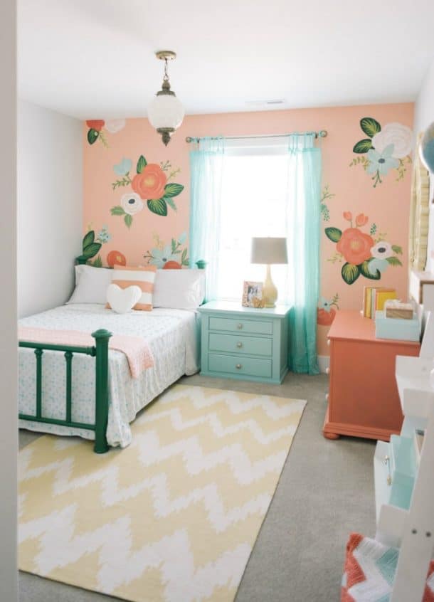 5 Beautiful DIY Painted Wallpaper Projects – The Organized Mom