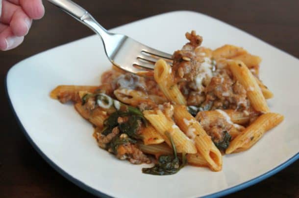 10 Dinner Ideas to Bring a Meal to Your Neighbor - The Organized Mom