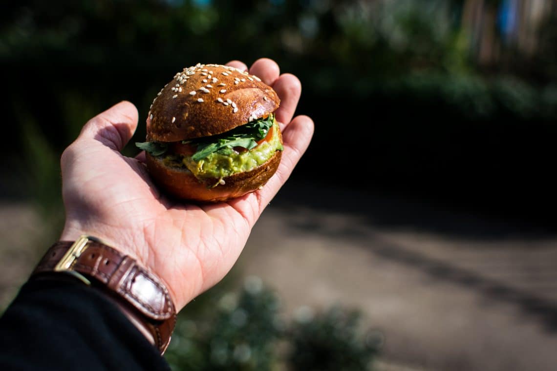 5 Best Burger Toppings To Try This Summer – The Organized Mom