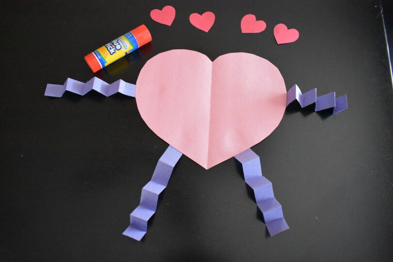 Three Fun and Easy Valentine’s Day Crafts – The Organized Mom