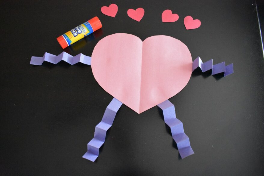 Three Fun and Easy Valentine’s Day Crafts – The Organized Mom